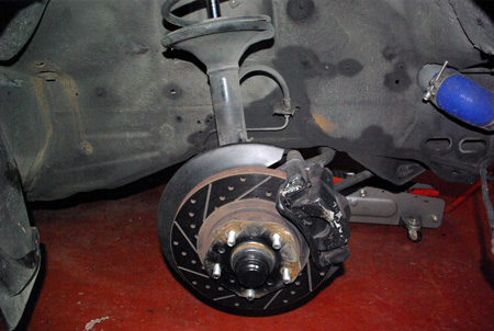 XenonZcar.com Z31 to Z32 Front Brake Swap